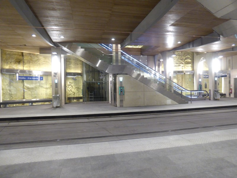 Photos de la station T6 Viroflay-Rive Gauche | Site Horizon Employeur